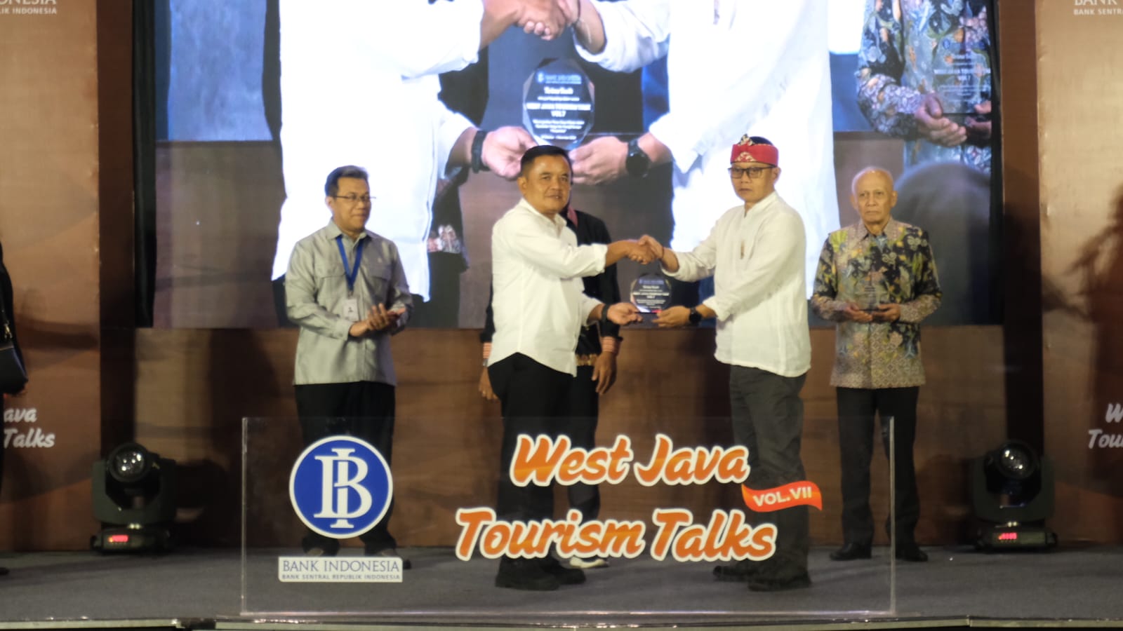 Pengembangan Desa Wisata Garut untuk Stabilitas Ekonomi dan ...