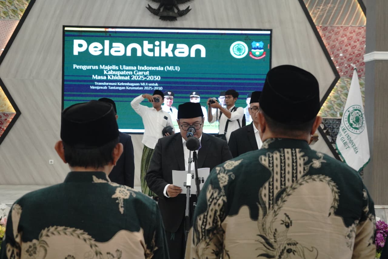 Pengurus MUI Garut Periode 2025–2030 Resmi Dikukuhkan, Perkuat Sinergi ...